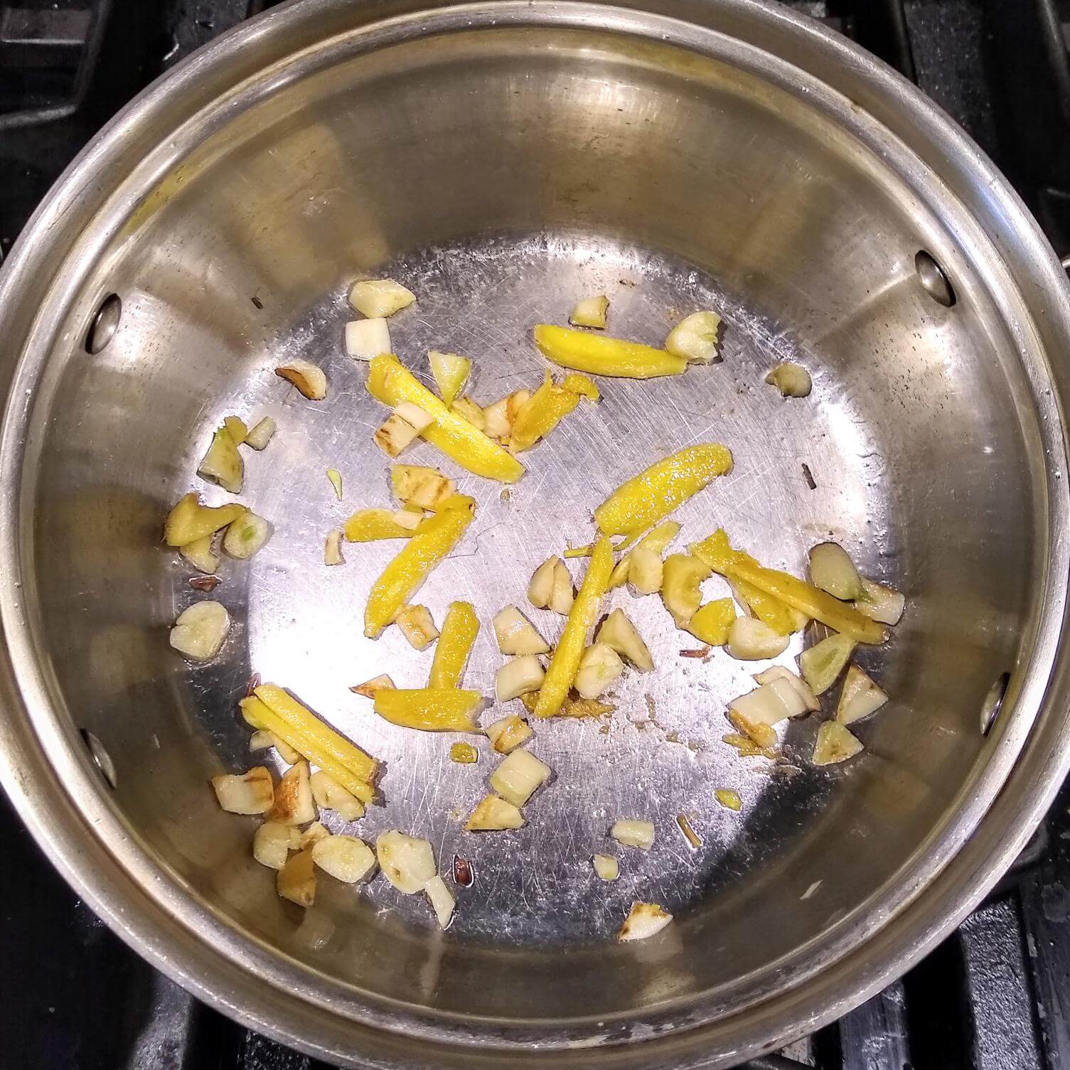 Easy San Bei Ji, Three Cup Chicken (三杯雞) - Assorted Eats