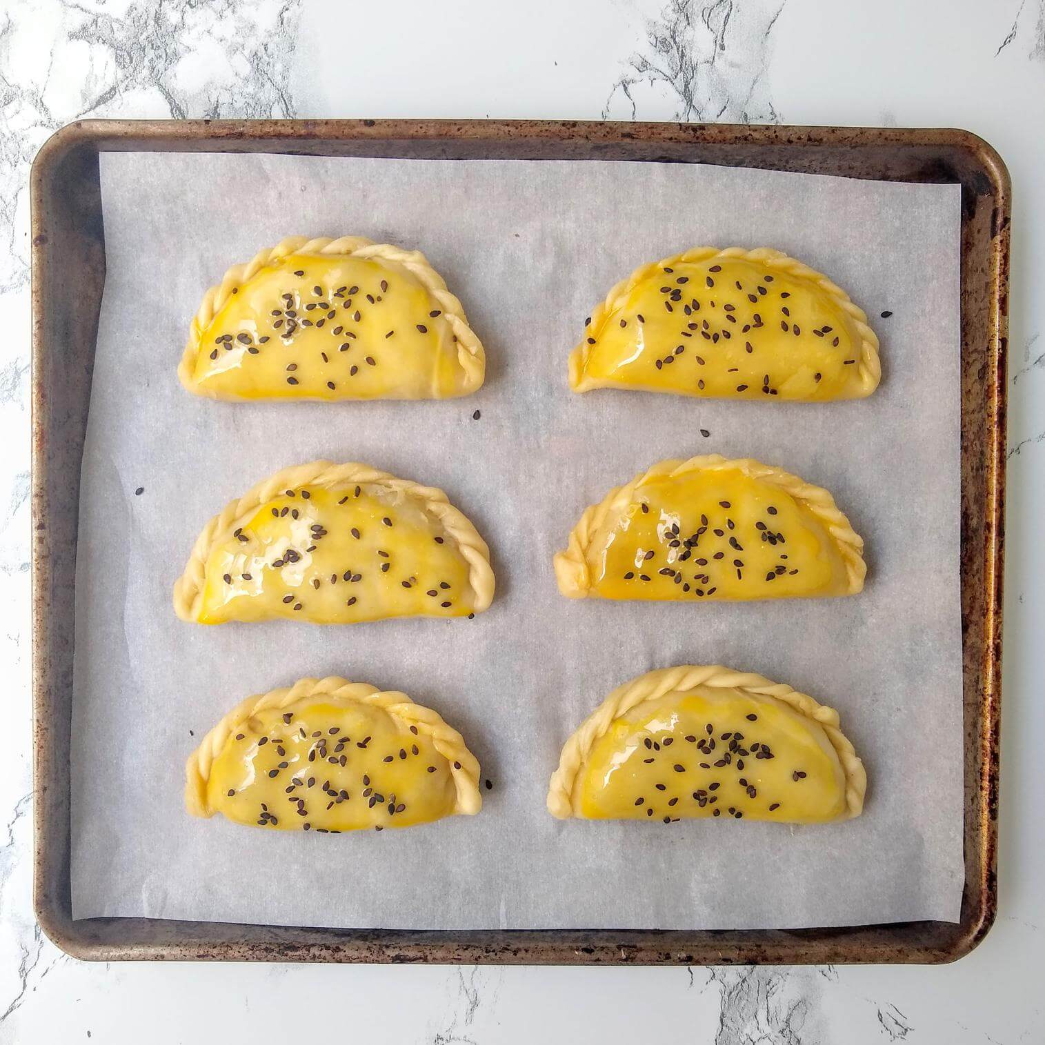 Chinese Curry Puffs (咖哩餃) - Assorted Eats